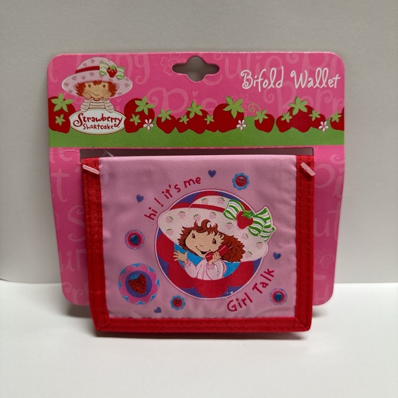 Strawberry Shortcake | Bags | 205 Strawberry Shortcake Bifold Wallet ...